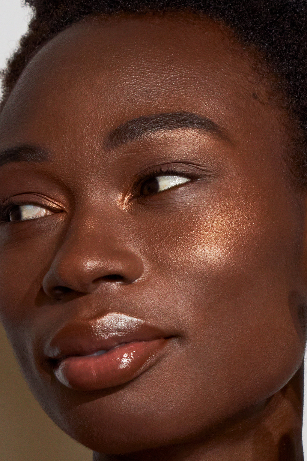 Double Take Skin Perfecting Highlighter – UOMA Beauty